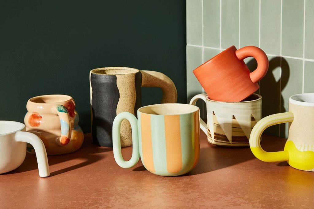 How to make mugs a meaningful gift - Sharara Decor